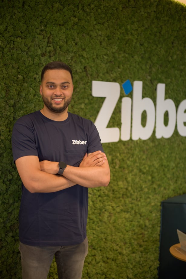 Ontmoet het team van experts achter de schermen | Zibber